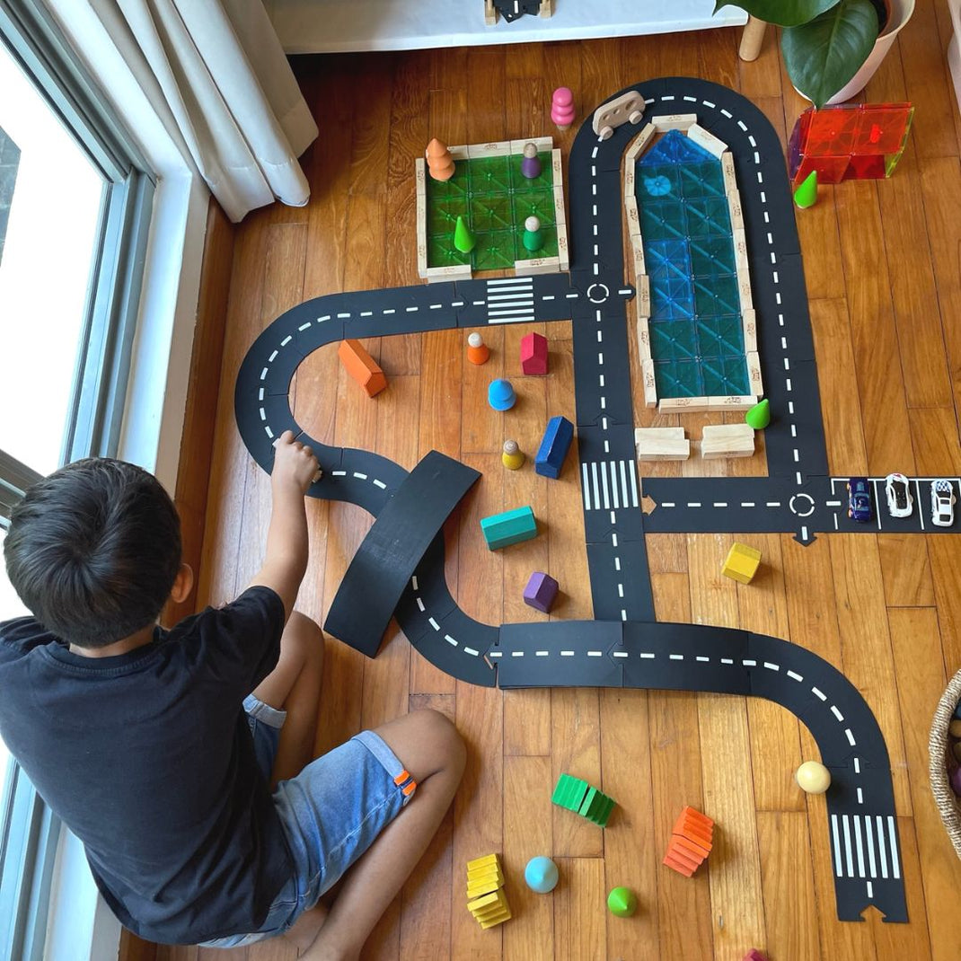 Roadtrax - Toy road tracks for your little car lover – Roadtrax IN